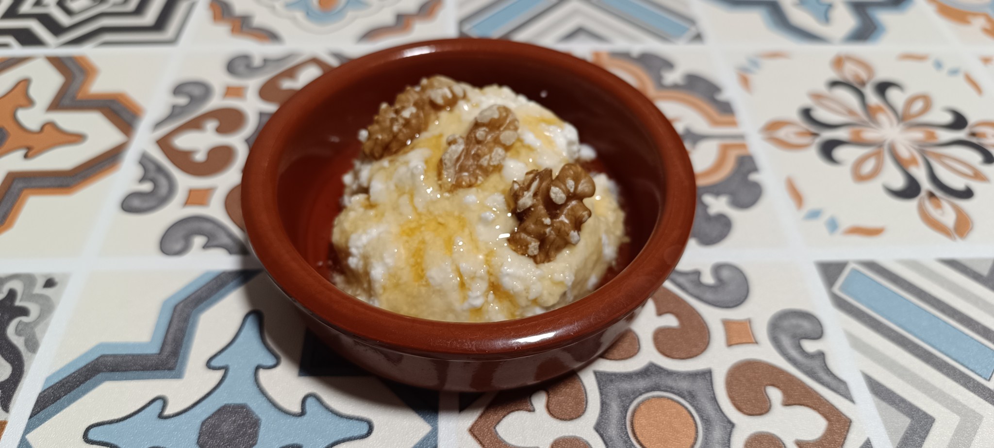 Let’s make Mató i Mel | Catalan cheese with honey – The World Through ...